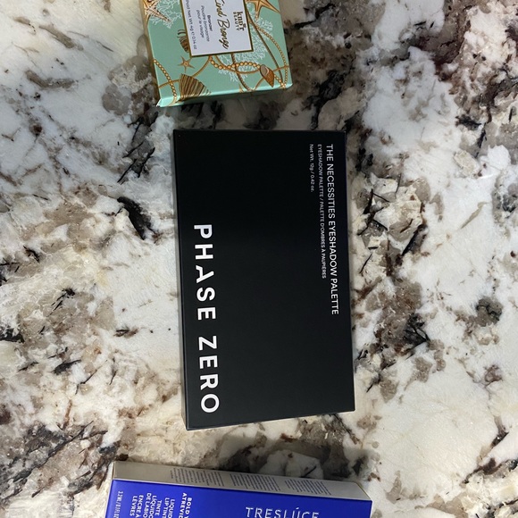 Phase Zero | Makeup | Kind Beauty Bronzer Phase Zero Eyeshadow Pallet And Treslce Lip Tint ...